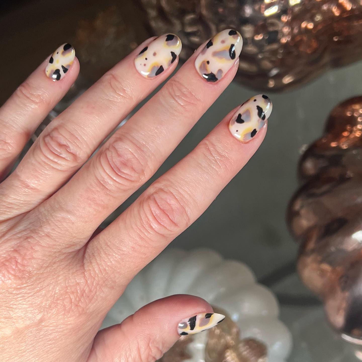 Manikir za 2025: Ideje za odlazak u salon - WANNABE MAGAZINE